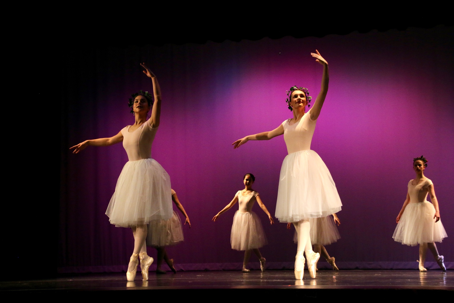 Photo Album: Upper School Dance Concert 2019 - Ethel Walker School