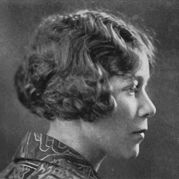 Nancy Van Voorhees Barrett '24 - The Ethel Walker School