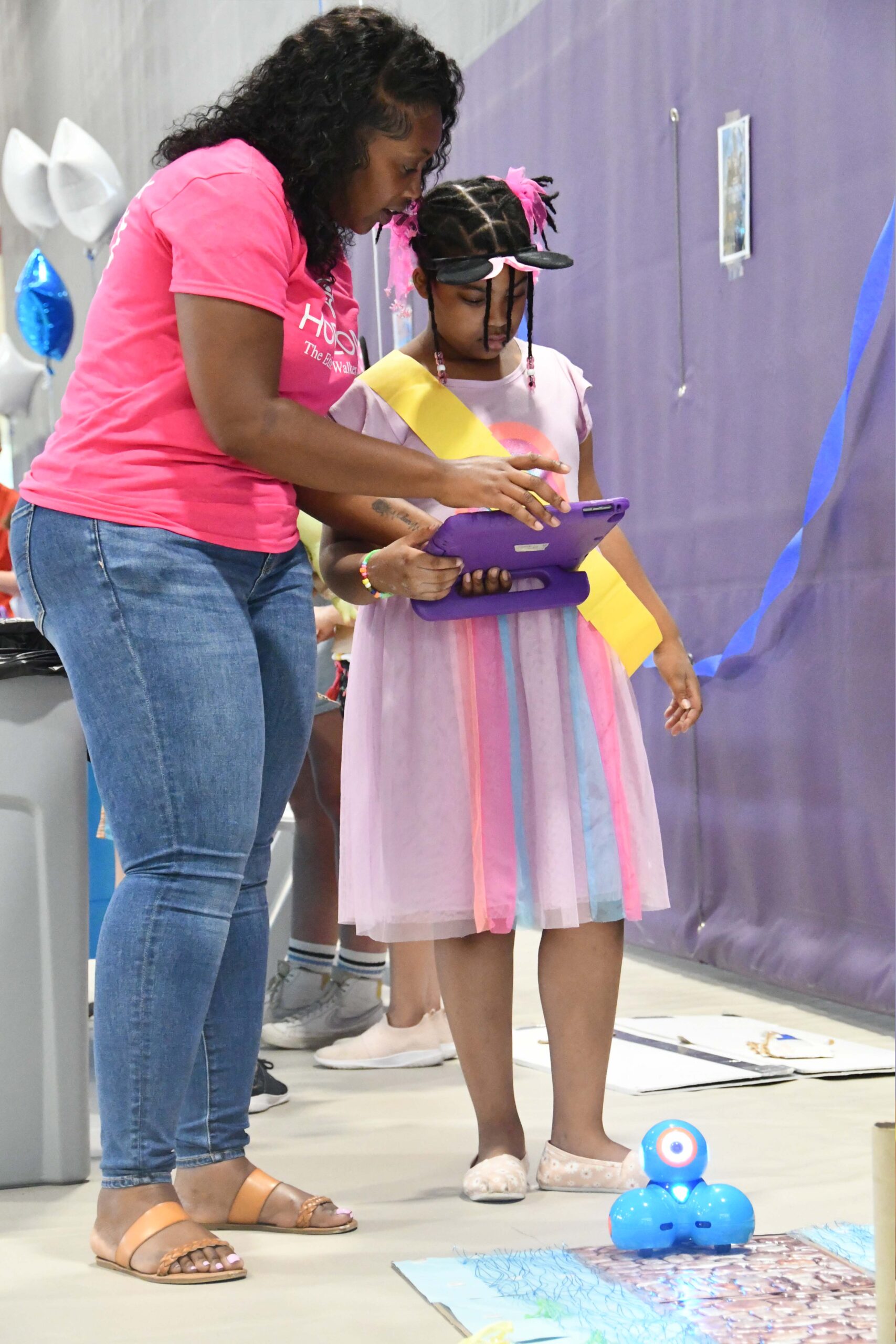 Horizons at The Ethel Walker School Hosts Annual STEAM Exposition - The ...